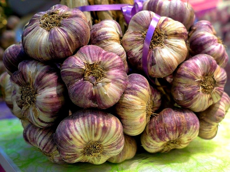 Ail violet du gers vrac detail - 100 g - Couleur Cafe - Locavor.fr