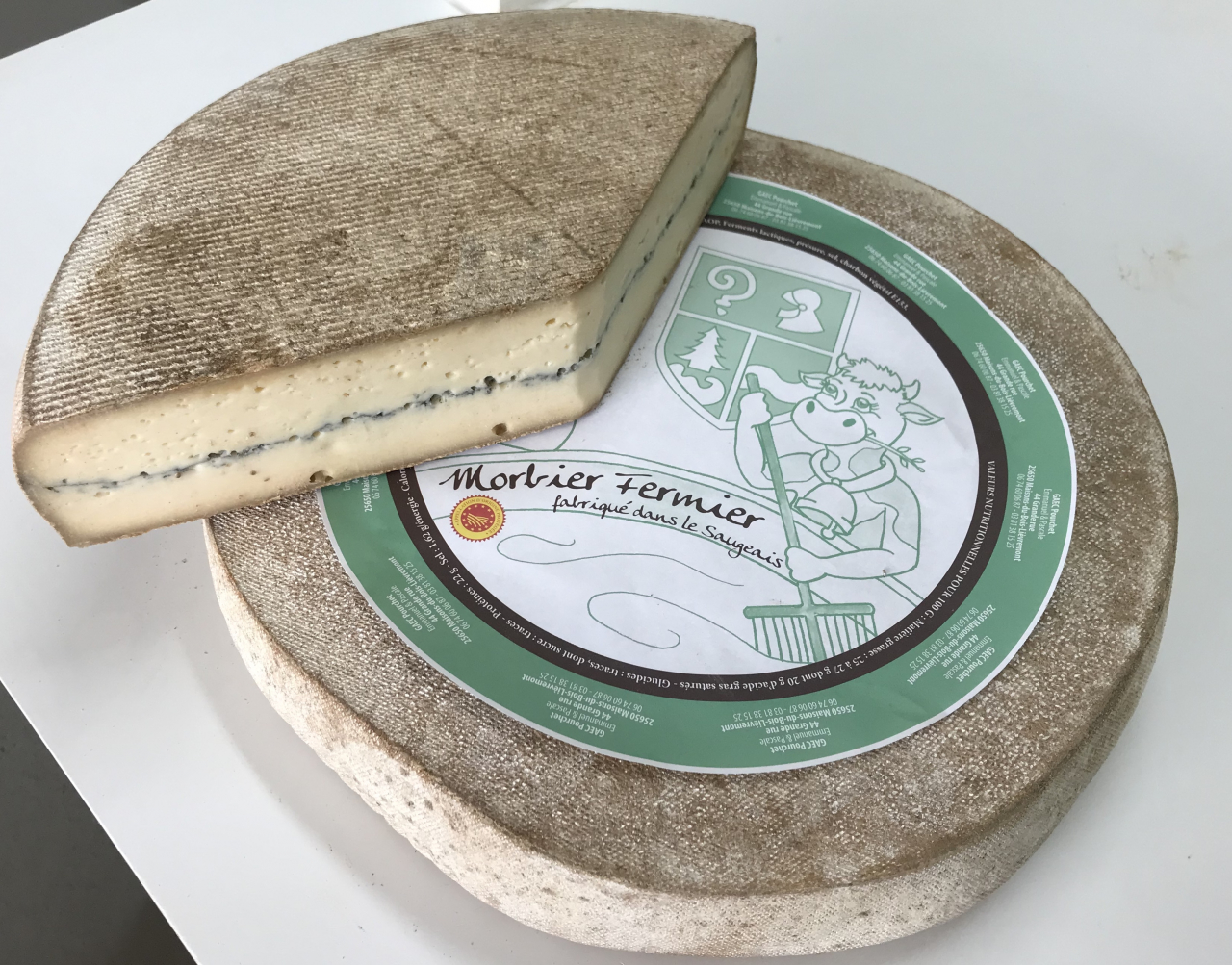 Morbier fermier - 500 g - Gaec Pourchet Emmanuel Et Pascale - Locavor.fr