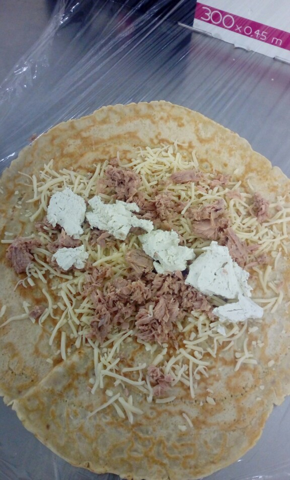 Crêpe à la bière roulée au thon - 1 u - Crêperie Chez Julie - Locavor.fr