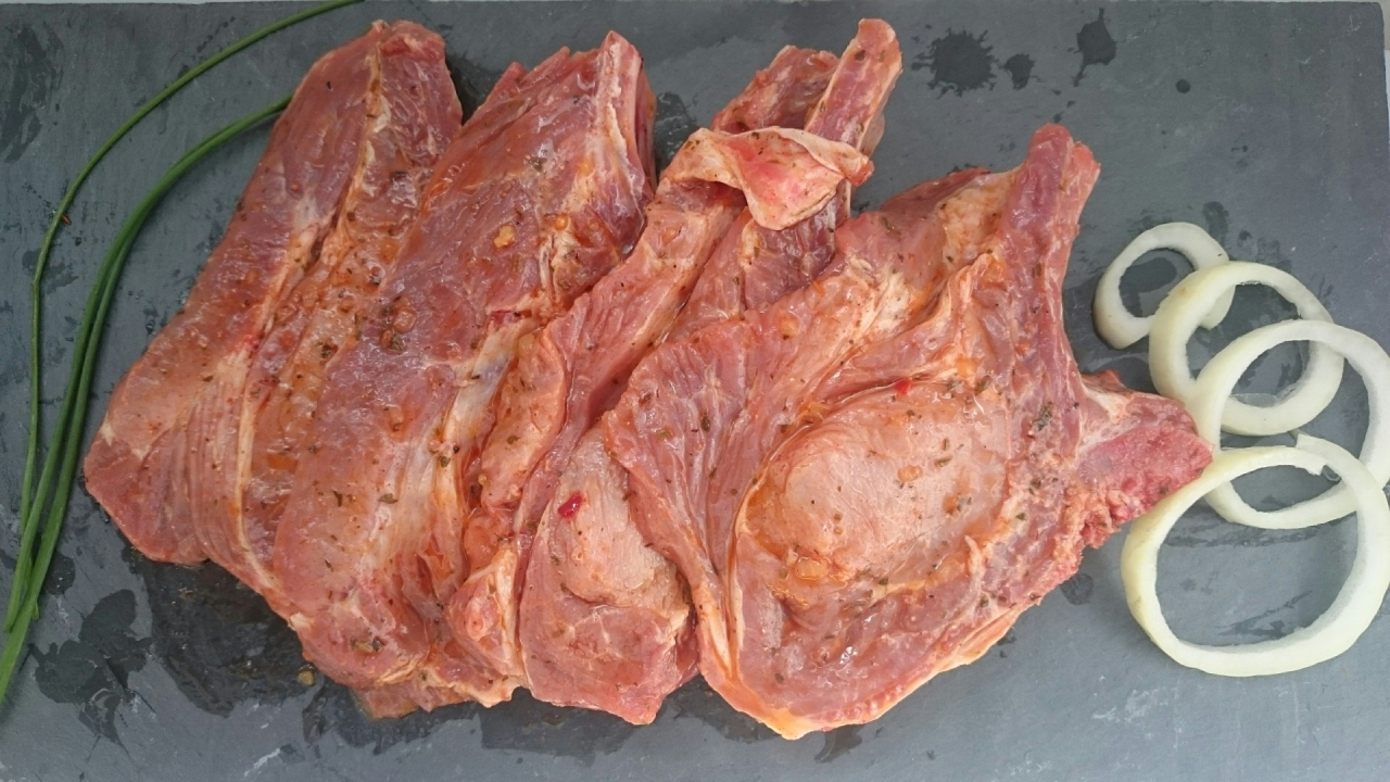 Lard barbecue - 1 kg - Gaec Demorgny - Locavor.fr