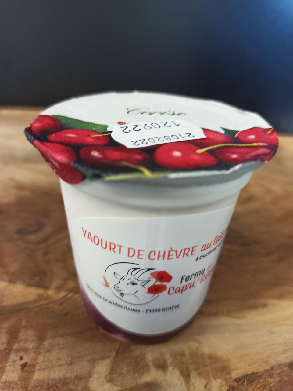 Yaourt au lait de chèvre - cerise - 2 formats - Ferme Des Capri-rêves ...