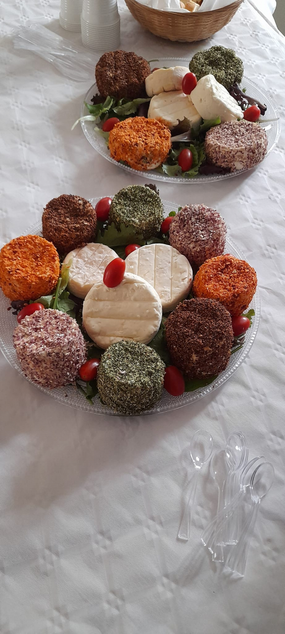 Fromage de vache aux poivres - 1 u - Fromages - La Ferme Des Moreaux ...