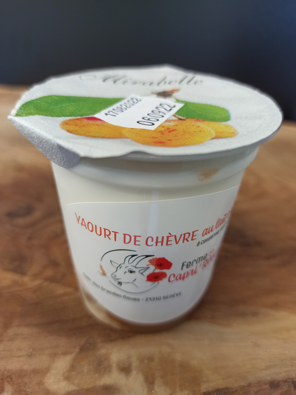 Yaourt au lait de chèvre - poire / banane - 2 formats - Ferme Des Capri ...