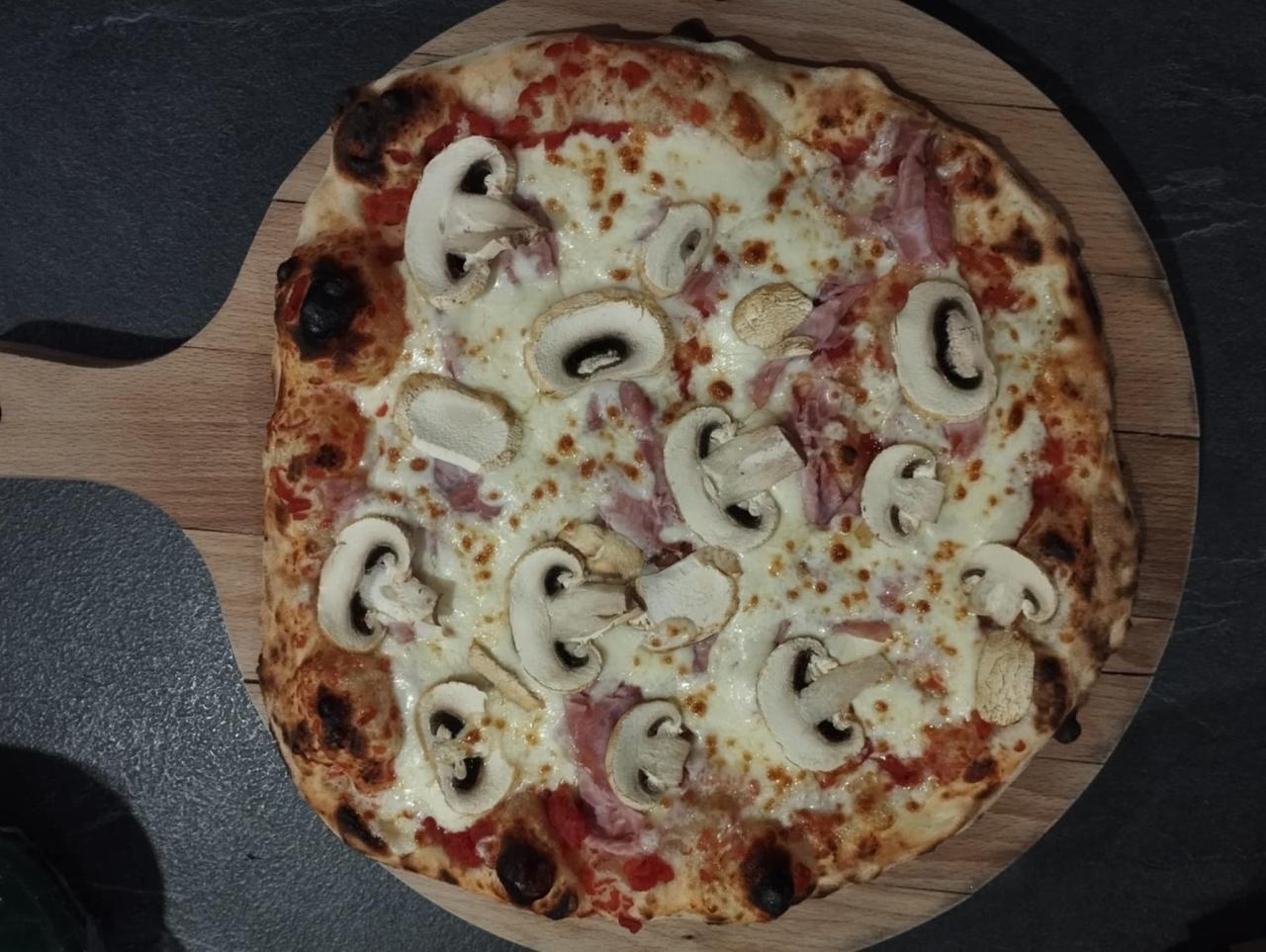 Pizza regina - 400 g - Les Gâteaux De Babooh - Locavor.fr